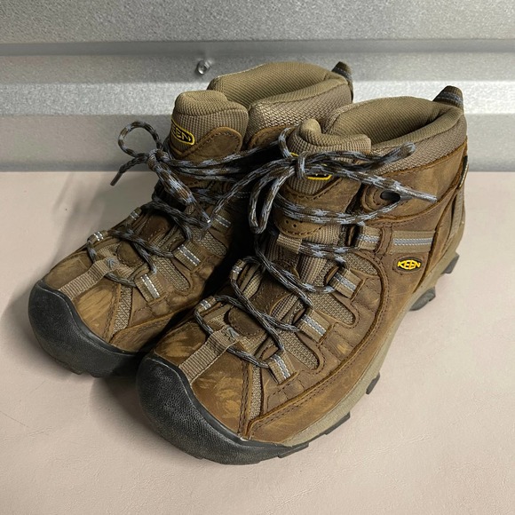 Keen | Shoes | Keen Womens Blackflintstone Targhee Ii Waterproof Mid ...